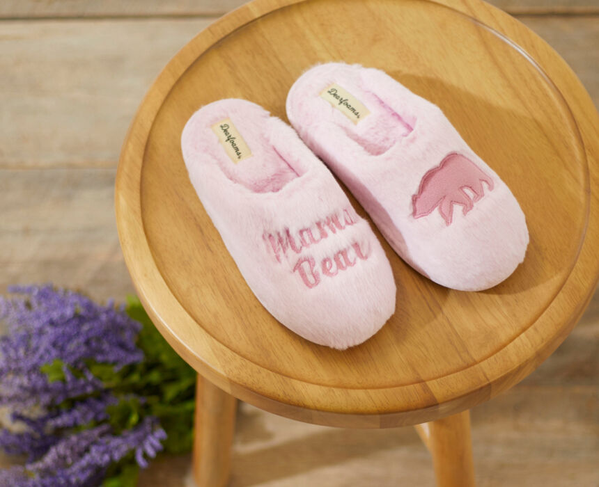 Slippers - House Slippers & Shoes | Dearfoams®